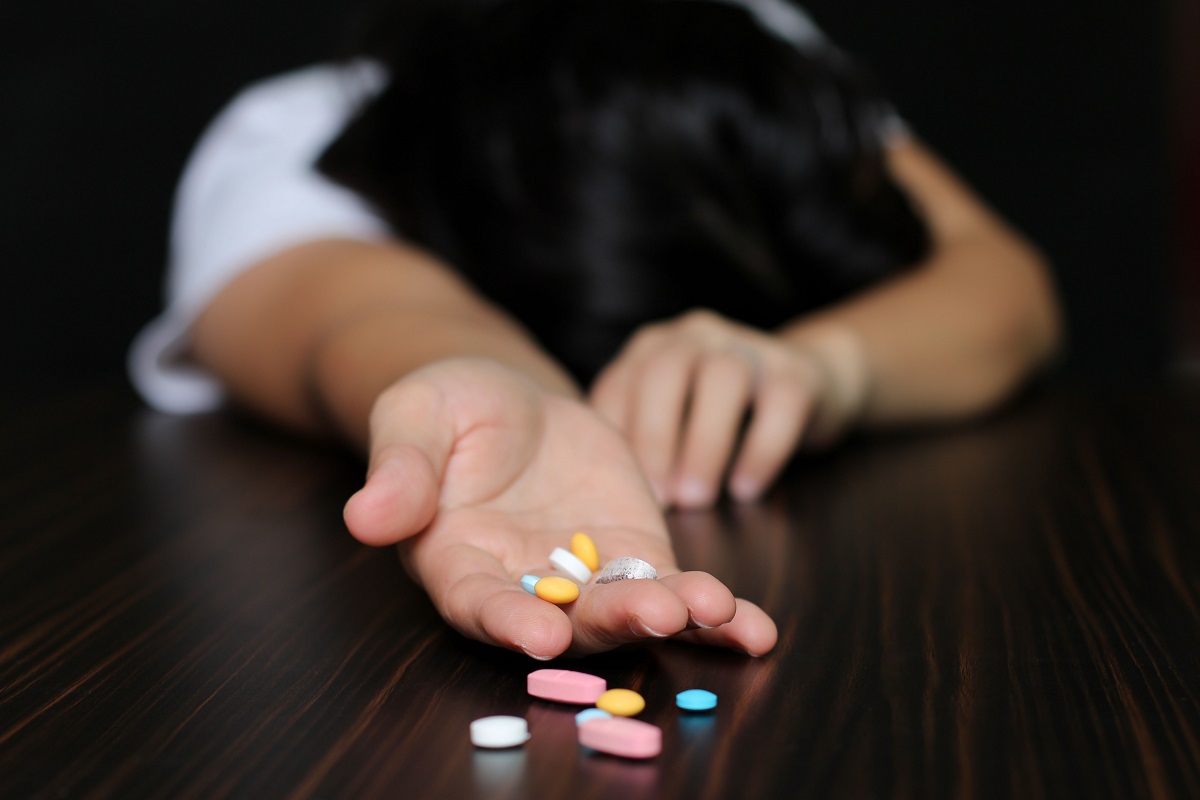 5 Ways Illegal Drugs Can Affect Your Community - Cafe Progressive